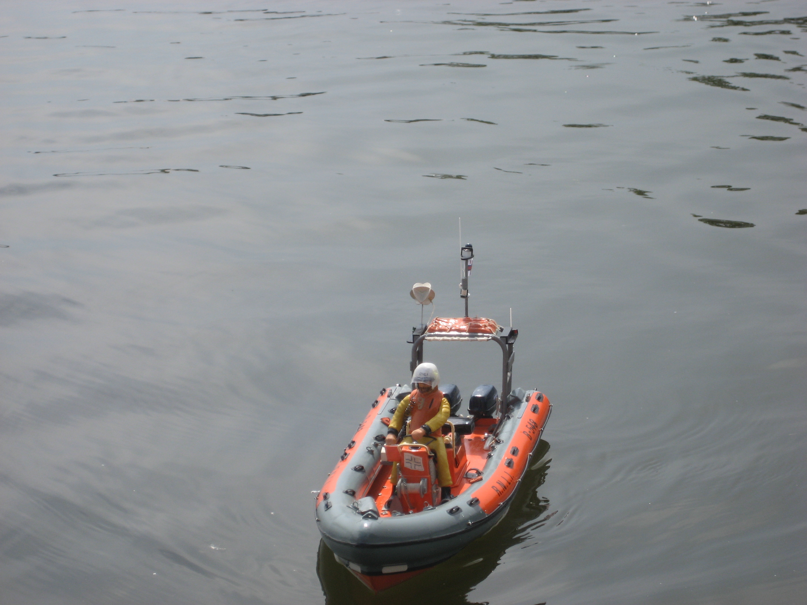 Atlantic 21 Lifeboat – Hayling Island Model Boat Club